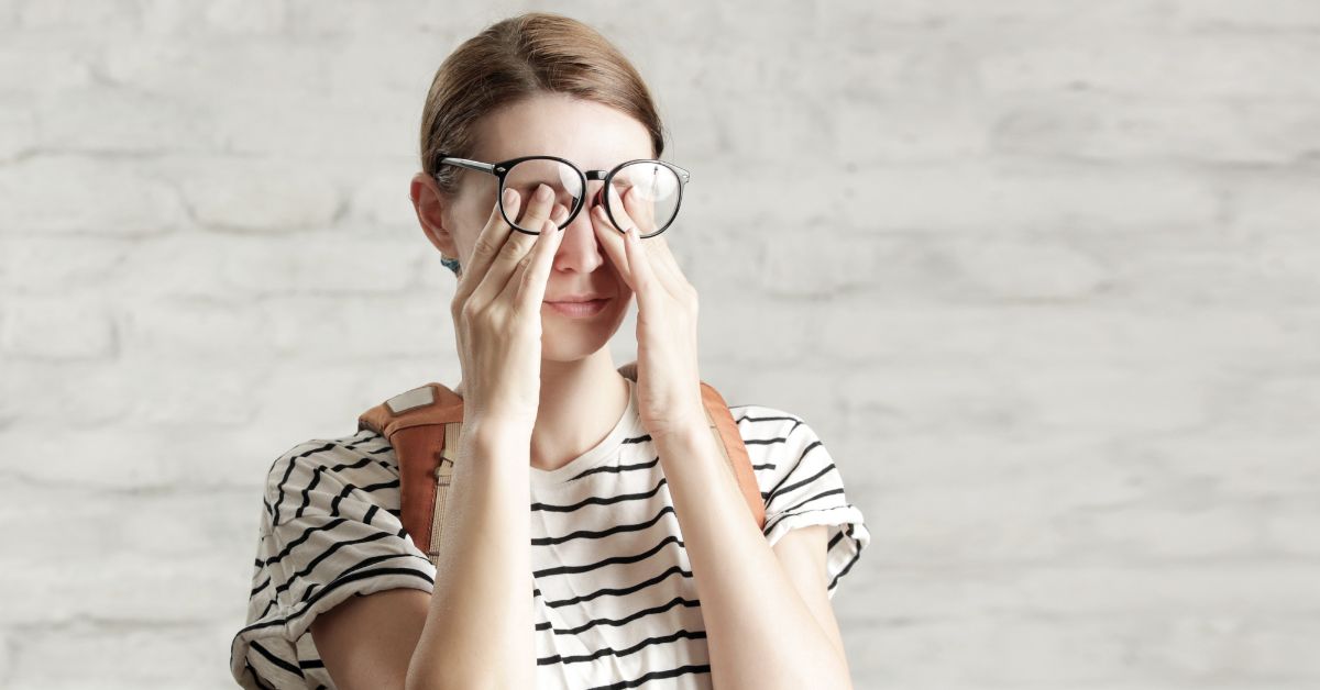 6 Cara Mengatasi Mata Terasa Sepet dan Lelah yang Alami – Zero Zero Read